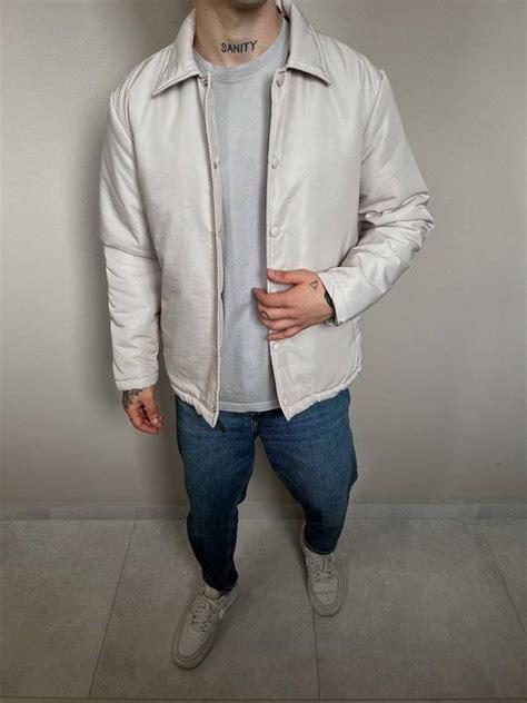 Бомбер — цена 1980 грн в каталоге Куртки Купить мужские вещи по доступной цене на Шафе Украина