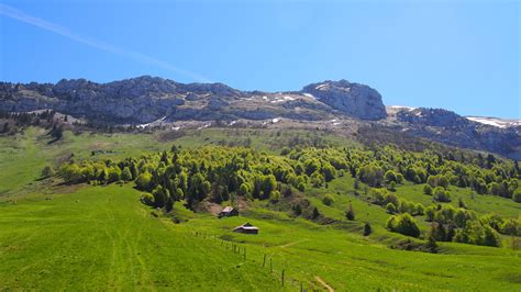 Die Schönsten Bergsteigertouren Im Massif Des Bauges Outdooractive