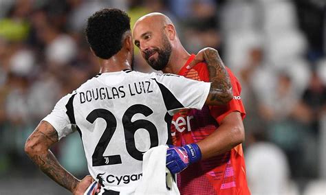 Gazzetta Juventus Giocherà Douglas Luiz Contro Il Verona Cosa