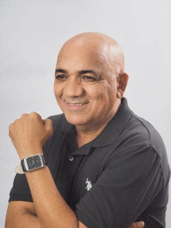 Picoteando El Espectaculo Entre Risas Y Chistes Malos El Comediante Rafael Alduey Es Chicho