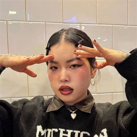 Eena Choi K • Threads Say More