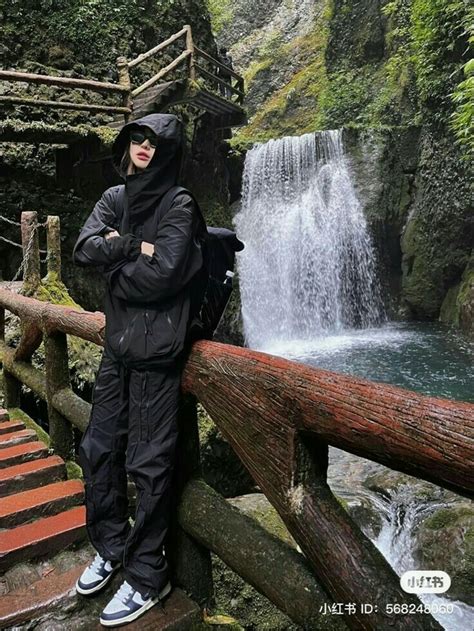 50 Beautiful Outdoor Camping Outfits Insights This Winter You Will Love