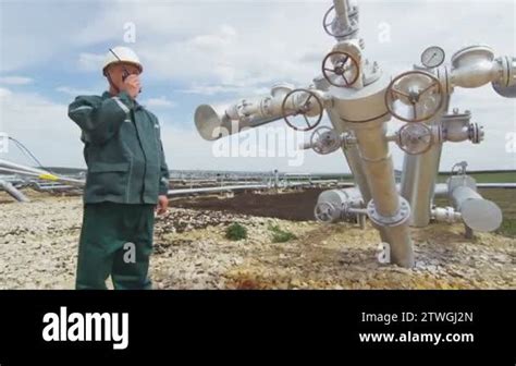 Command Structure Stock Videos And Footage Hd And 4k Video Clips Alamy Command Structure Stock Videos And Footage Hd And 4k Video Clips Alamy