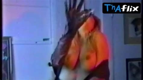 Melissa Moore Breasts Scene In Scream Dream