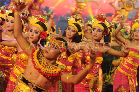 PEMBUKAAN FESTIVAL BUDAYA BAHARI ANTARA Foto