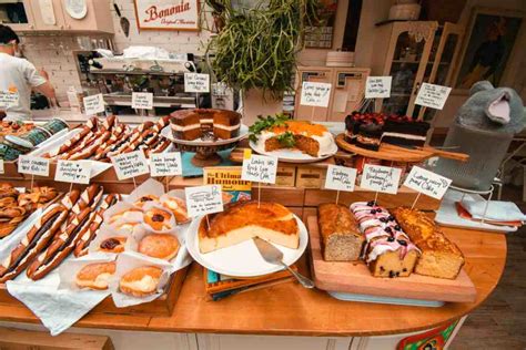 The 15 Best Things To Eat See And Do In Ikseondong Seoul