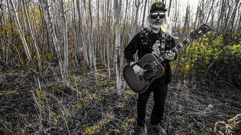 Dinosaur Jrs J Mascis Announces New Album What Do We Do Now Shares