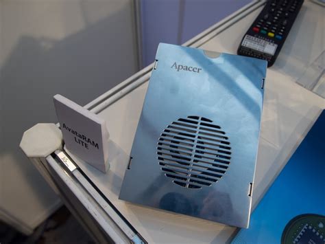Apacer представила на Computex 2016 устройство AvataRAM ...