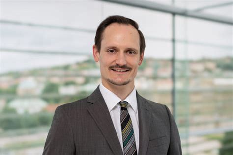Dr Fabian Bader Menold Bezler