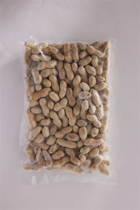 塩ゆで落花生（500g）【冷凍】 三和物産