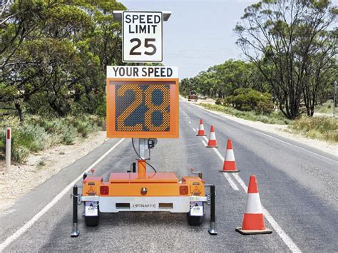 How Strobe Lights Can Enhance Radar Speed Limit Signs