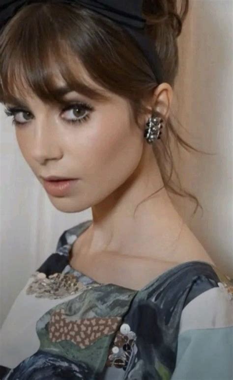 Lily Collins Aesthetic Makeup Style Outfits Fashion Makeuo Hairstyles