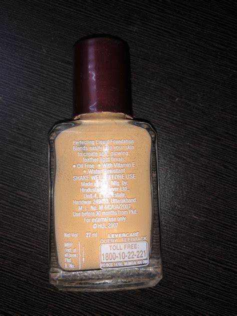Lakme Perfecting Liquid Foundation Shades Reviews Price How To Use