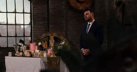 Bbc Dragons Den Star Dies Suddenly Aged 36 As Tributes Pour In For