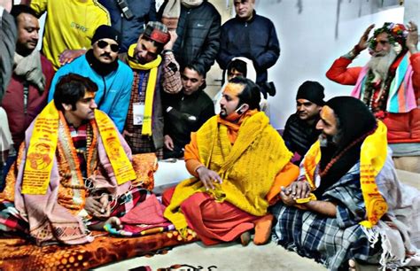 पंडित धीरेंद्र शास्त्री जी बागेश्वर धाम ने बद्रीनाथ में पूज्य