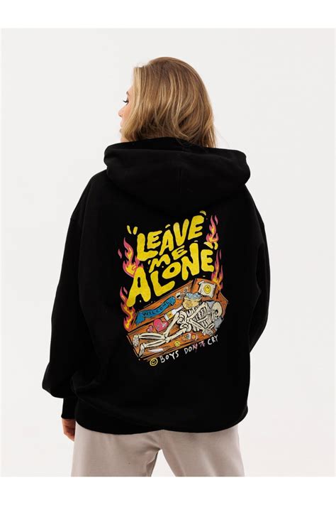 Худи LEAVE ME ALONE свободного кроя черный