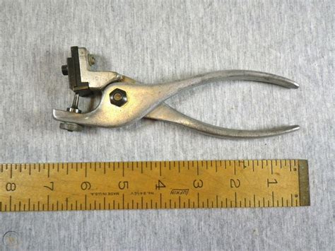 Hook Kon Spring Looping Tool