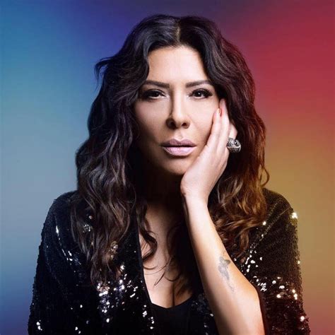 Işın Karaca Arabesque Geçmiş Geçmemiş Hiç” Söz Müzik