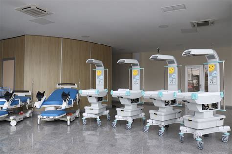 ბათუმის რესპუბლიკურ კლინიკურ საავადმყოფოს 190 ათასი ევროს ღირებულების სამედიცინო აპარატურა