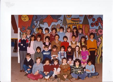 Photo De Classe Cm2 1982 De 1982 Ecole Jean Monnet Lac I Copains Davant