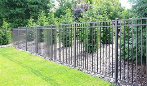 Different Types Of Fences What Kind Of Fence Should I Get Pros Cons