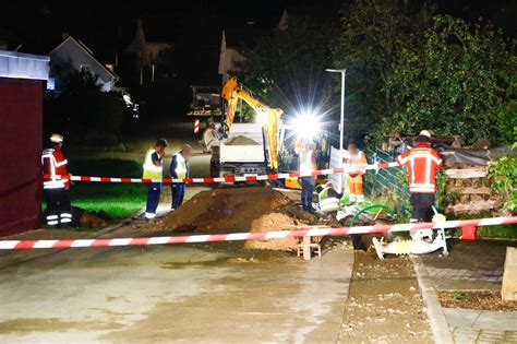 Evakuierung In Staubenhardt Gasleck Nach Bauarbeiten In Baugrube Karlsruhe One