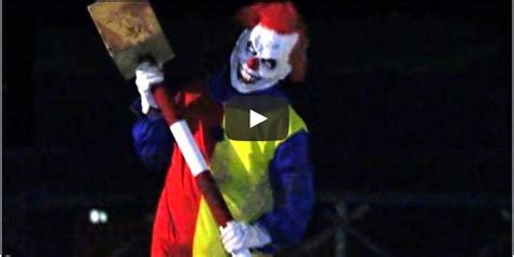 Video Broma Terrorifica de un Payaso Asesino Qué Miedo SalvaSeries Programas Full
