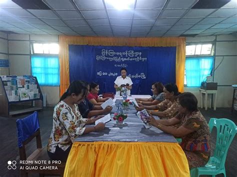 ဝါးခယ်မမြို့ ပြည်သူ့စာကြည့်တိုက် Community Centre ခန်းမ၌ စာအုပ်စာပေ ခ