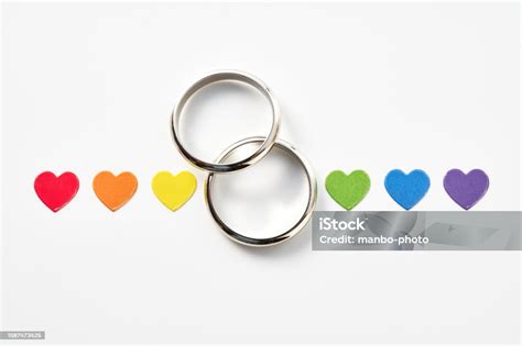 6 Warna Bendera Kebanggaan Dan Gambar Lgbtq Foto Stok Unduh Gambar