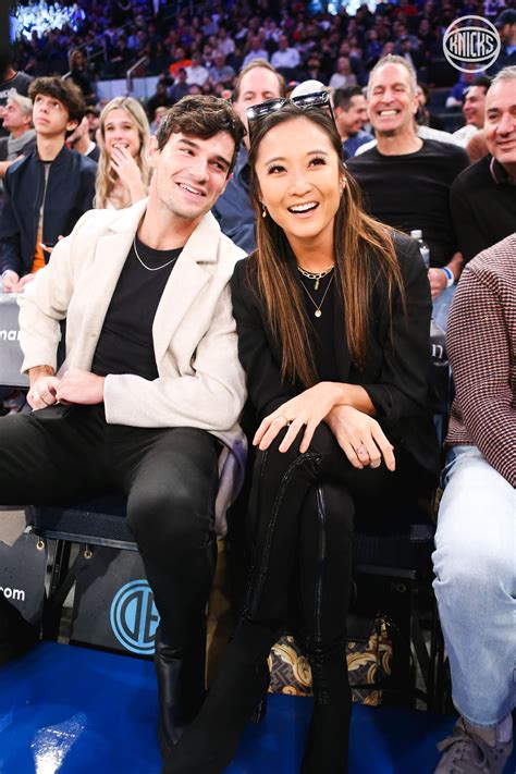 Celebrity Row Knicks Vs Thunder Photo Gallery