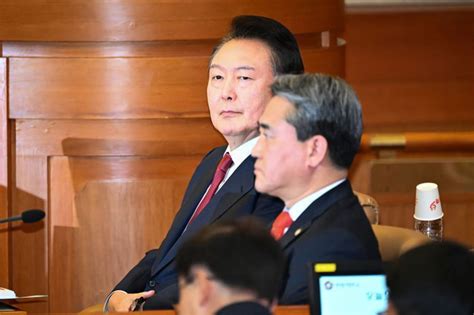 속보 尹대통령 국무위원들에 계엄 해제될 거라고 미리 얘기 안 해