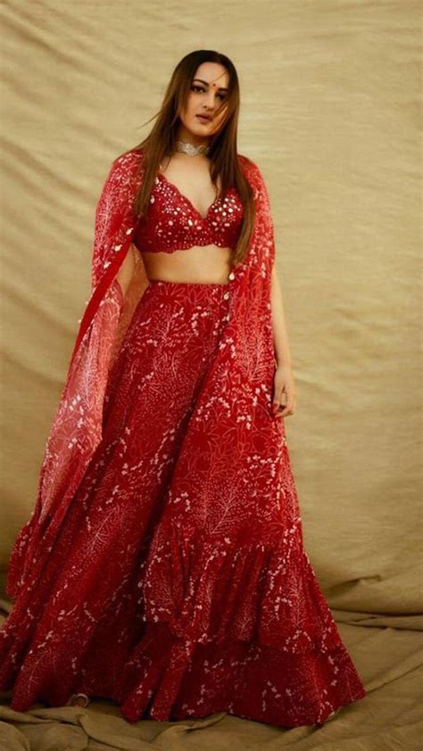 Fat To Fit Know Sonakshi Sinhas Weight Loss Journey