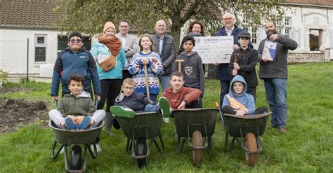 Kiwanis Ensor Steunt Realisatie Buitenklas De Vloedlijn Op Clarahoeve