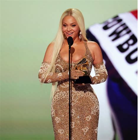 Kanye Wests Three Worded Demand To Wife Bianca Censori At Grammys Red