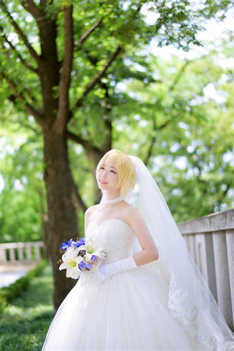 Wedding Dress Saber Cosplay By Tomia Quite Fateful Sankaku Complex