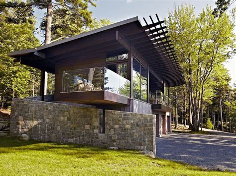 Big Is Not Always Best — 13 Stunning Small Scale Architecture Projects
