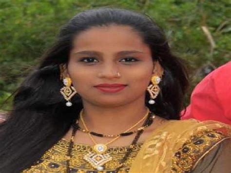 शिरवळ येथे विवाहितेने घरातच साडीने गळफास घेत संपवले जीवन पती सासू