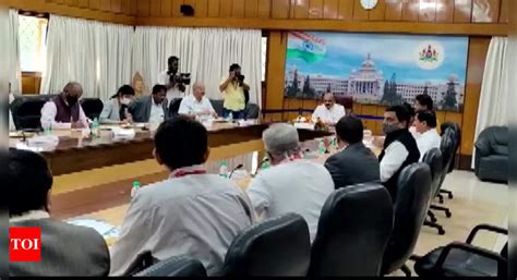 Night Curfew In Karnataka Karnataka Imposes 10 Day Night Curfew From