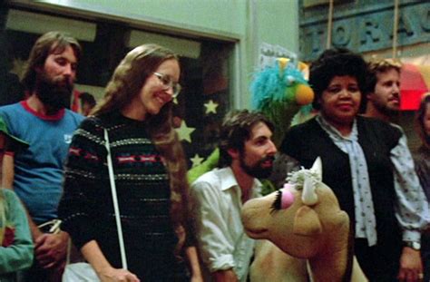 Pictures Of Noel Macneal