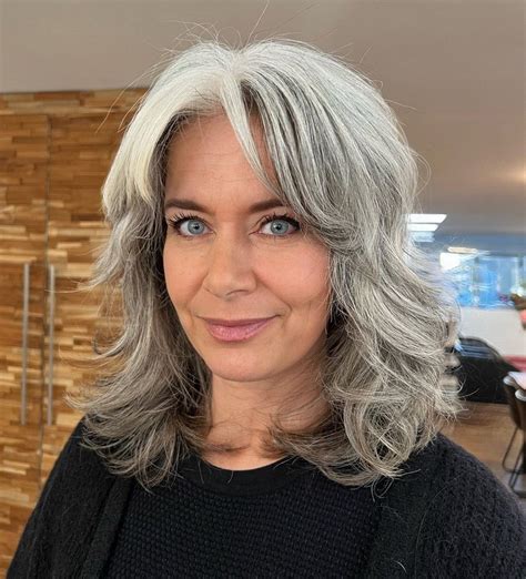 Shoulder Length Shag Wigs With Curtain Bangs 100 Real Human Hair For