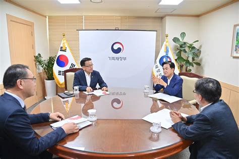 김태흠 충남지사 경제부총리 만나 국비반영 건의 파이낸셜뉴스