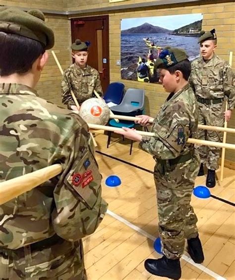 Reserves Teach Cadets Teamwork Skills Highland Reserve Forces