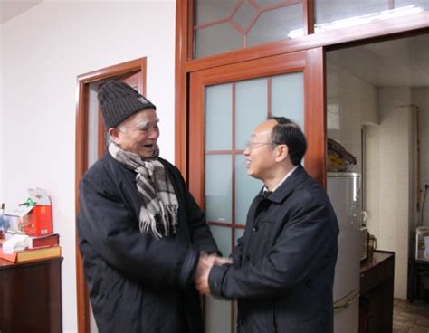 让每一位离退休老同志老有所养、老有所学、老有所乐、老有所为 李后强书记看望慰问我院离退休老同志四川省社会科学院 天府智库 院内动态 社科动态