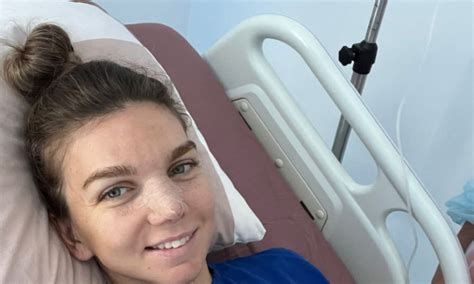 Simona Halep odihnă după ce a suferit o intervenție chirurgicală la