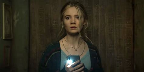 Freya Allan Inherits A Haunted Pub In First Baghead Trailer
