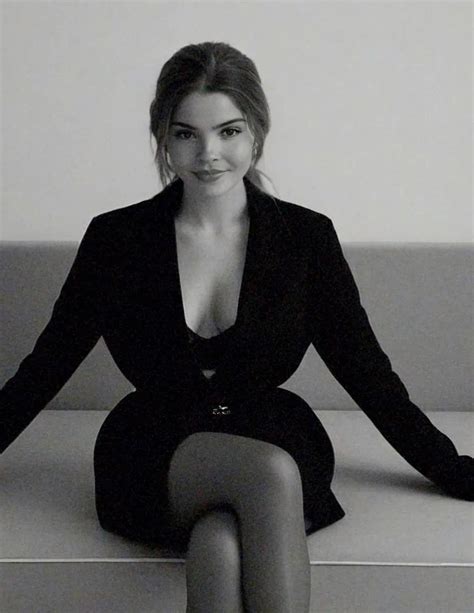 Bianca Maxim Cover Girl