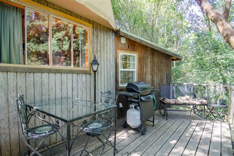 This Mushroom Dome Cabin Is The Most Popular Airbnb In The World Maxim