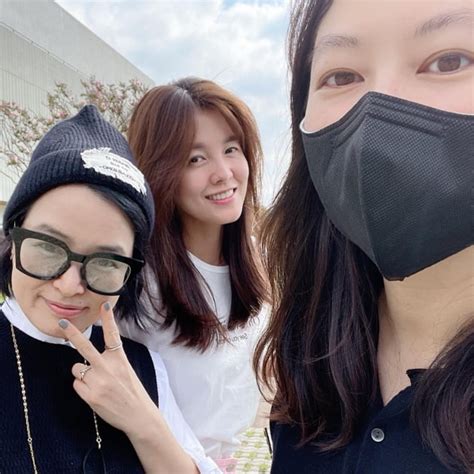 정조국♥ 김성은 활동 중단 신애와 만났네독박 육아 잠시 해방ten★ 텐아시아