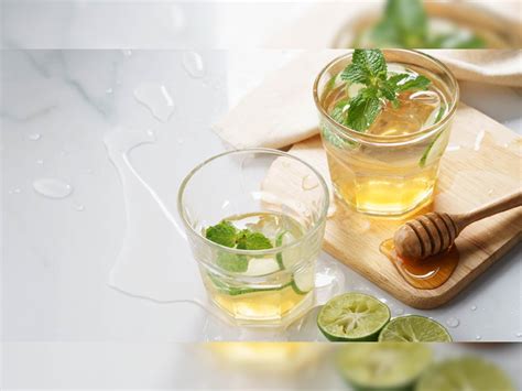 Side Effects Of Honey Lemon Water खाली पेट पीते हैं नींबू और शहद