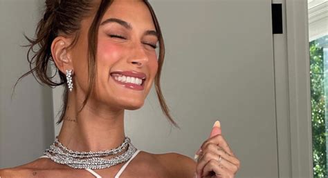 Wow Hailey Bieber Zou Zwanger Zijn